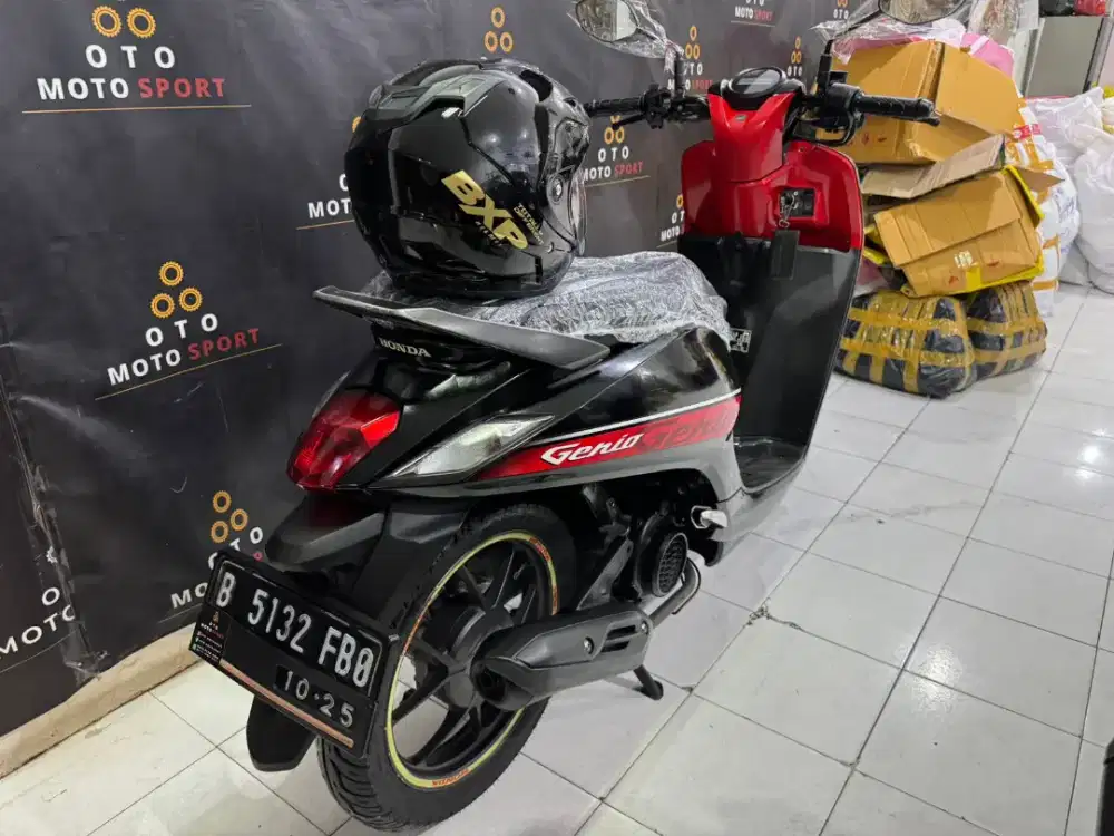 FREE HELM HONDA GENIO CBS 2020 - Motor Bekas - 914259284