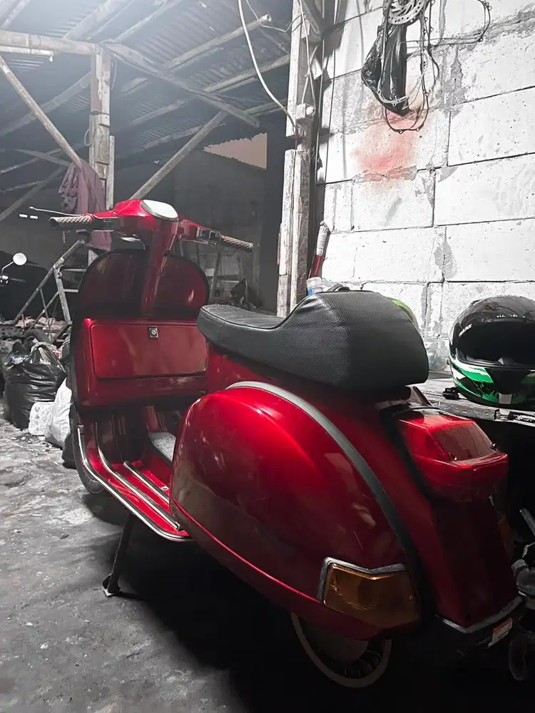 Vespa Strada - Motor Murah Dengan Harga Terbaik - OLX.co.id
