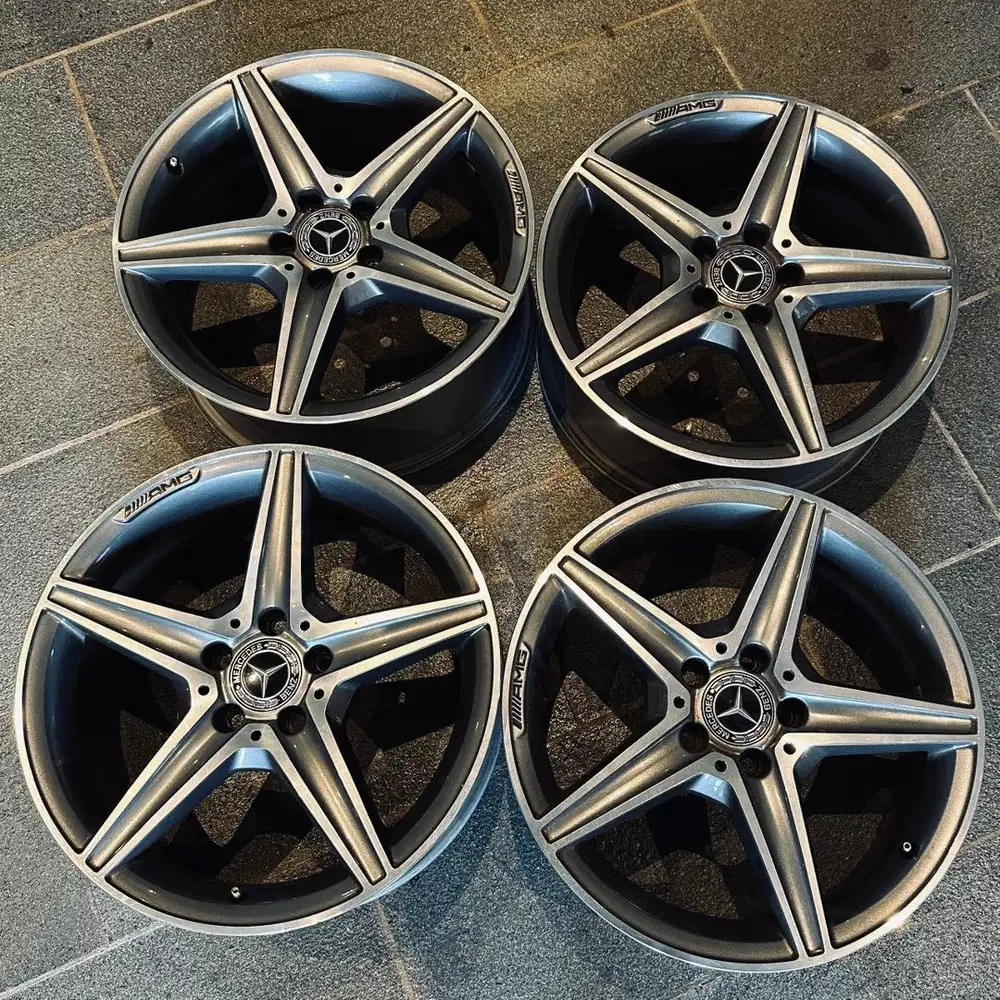 Velg Oem Mercy di Indonesia - OLX Murah Dengan Harga Terbaik - OLX.co.id