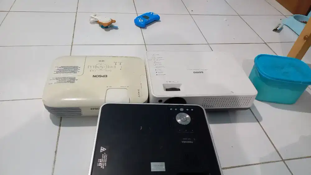 Projector Jakarta di Indonesia - OLX Murah Dengan Harga Terbaik - OLX.co.id