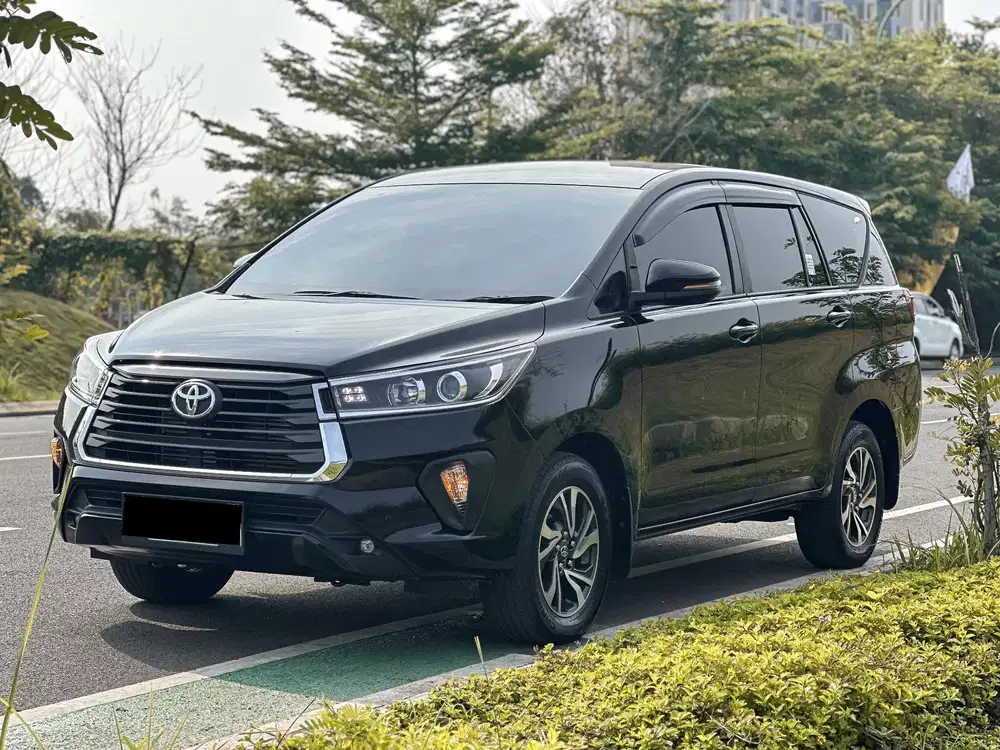 [TDP 35jt] TOYOTA INNOVA V 2.4 AT / Matic 2022 - Solar / Diesel Hitam ...
