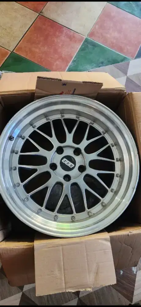 R18 di Sumatra Utara - OLX Murah Dengan Harga Terbaik - OLX.co.id