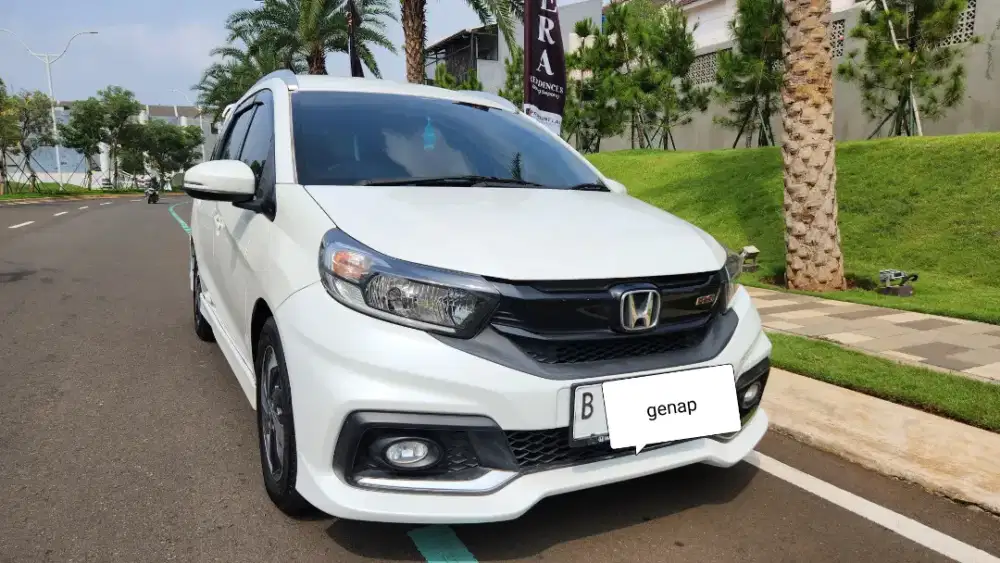 Honda Mobilio RS CVT A/T 2017 putih mulus - Mobil Bekas - 914257186