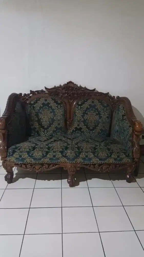 Sofa Bekas - Dijual Mebel Murah di Indonesia - OLX.co.id