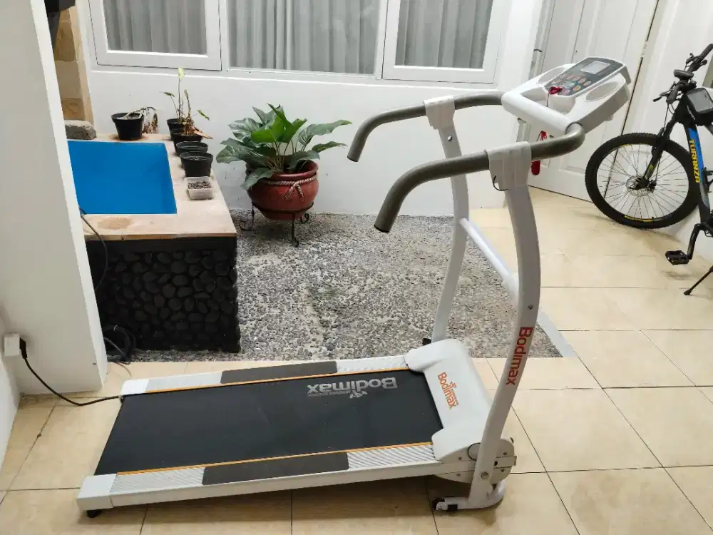 Treadmill Bodimax di Jakarta Selatan - OLX Murah Dengan Harga Terbaik ...