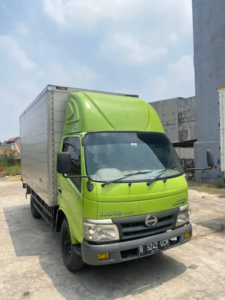 Hino Dutro - Mobil Murah Dengan Harga Terbaik - OLX.co.id