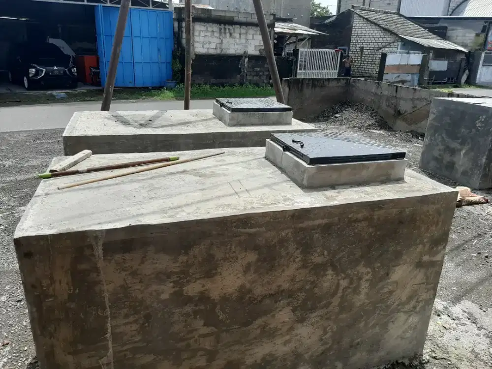 Bak tandon air beton cor tanam pinguin grand tirta mpoin - Konstruksi ...