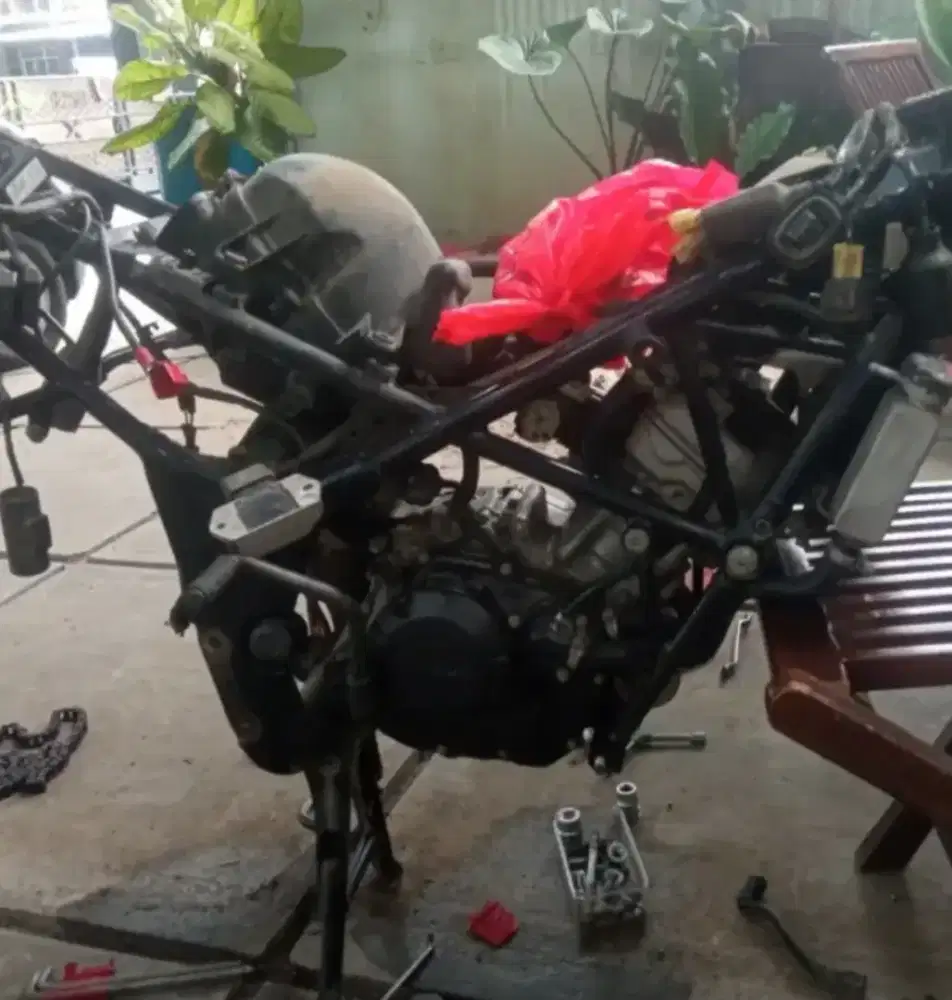 Cb 150 R di Indonesia - OLX Murah Dengan Harga Terbaik - OLX.co.id