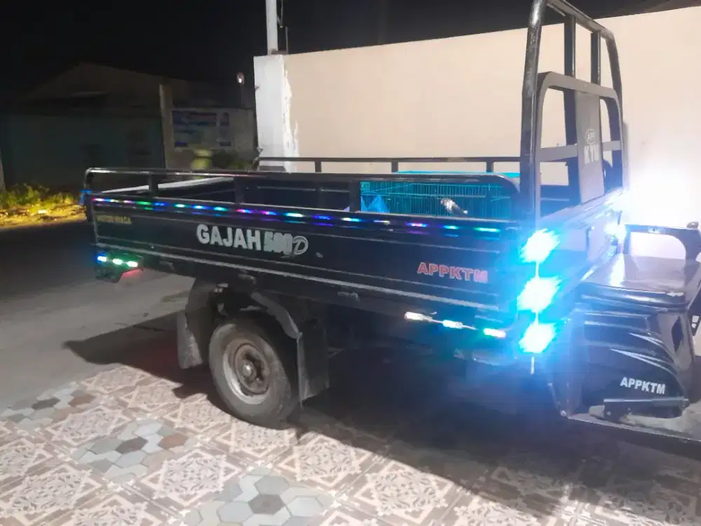 Ktm 500 cc miyak solar roda 3 - Motor Bekas - 914483906