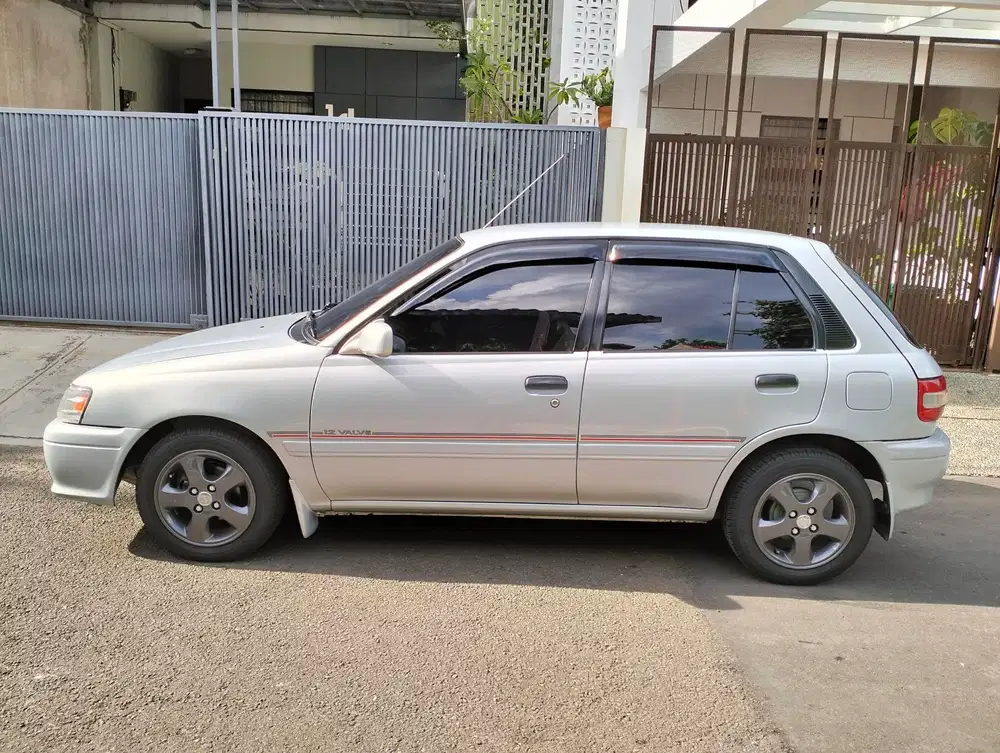 Toyota Starlet type SE-G th 1995 a/n sendiri - Mobil Bekas - 915659072