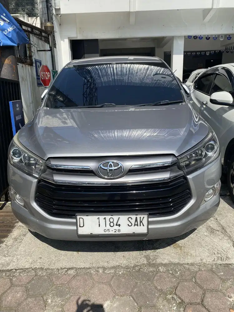 Toyota kijang innova 2.4 V solar AT 2018 - Mobil Bekas - 922127479