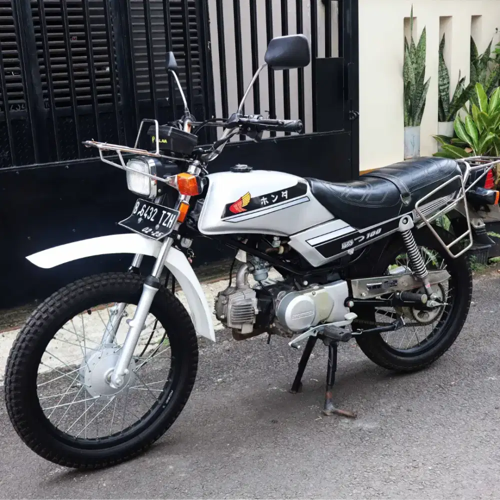 Win 100 - Motor Bekas Terlengkap Harga Murah | OLX Indonesia