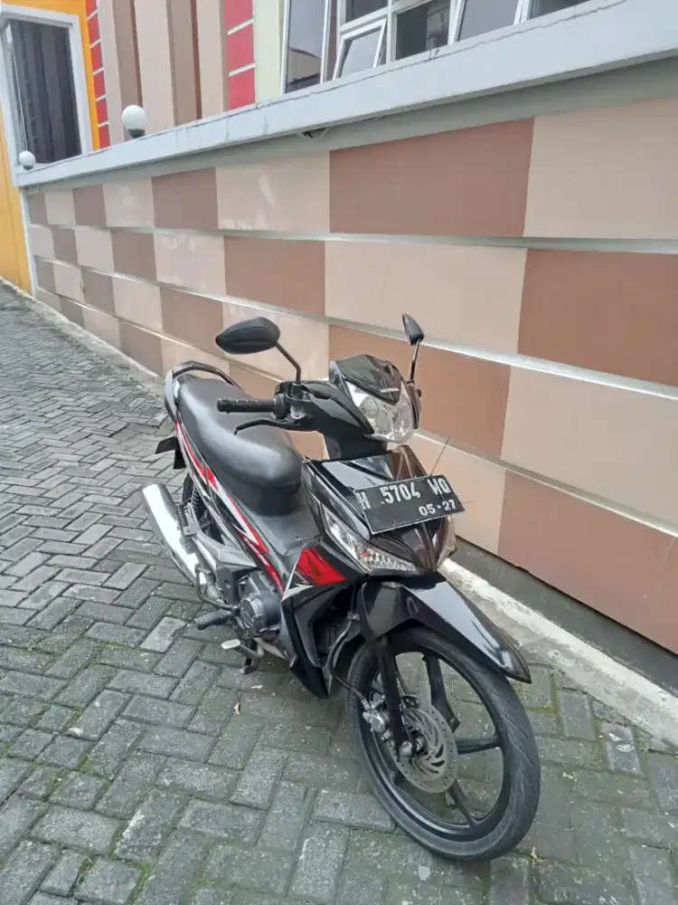 Jual supra x 125 - Motor Bekas - 931654548