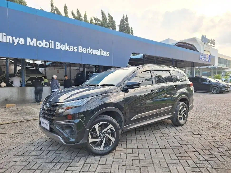 [OLX Mobbi] Toyota Rush Hitam 1.5 S GR Sport Bensin-MT 2021 DFG - Mobil ...