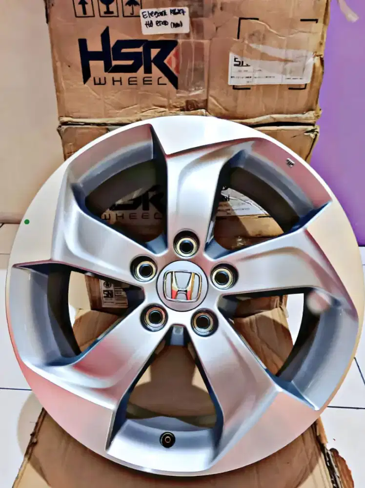 Velg Hrv R17 di Indonesia - OLX Murah Dengan Harga Terbaik - OLX.co.id