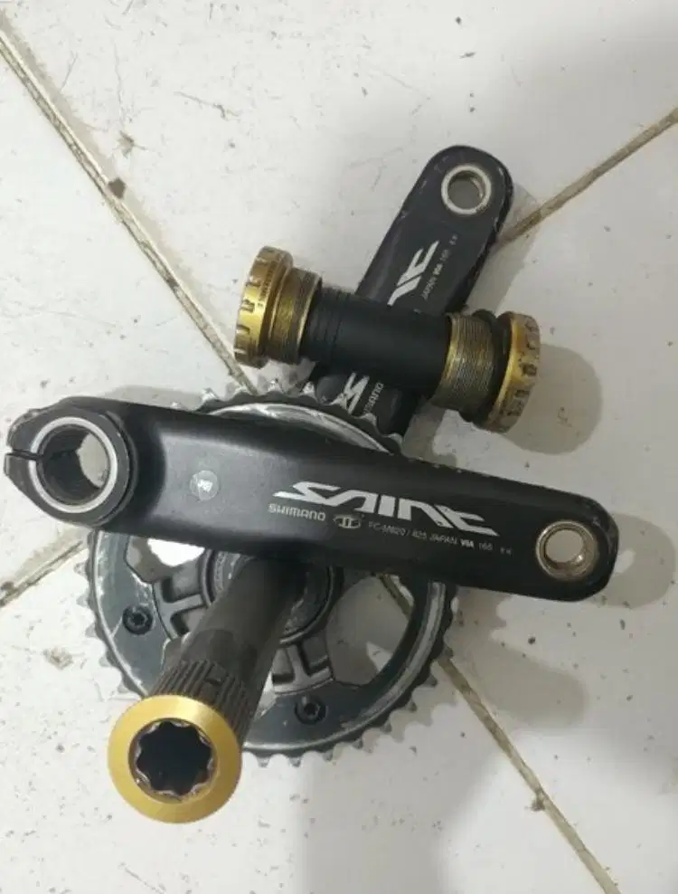 Crank Shimano - Jual Sepeda & Aksesoris Terlengkap di Indonesia - OLX.co.id