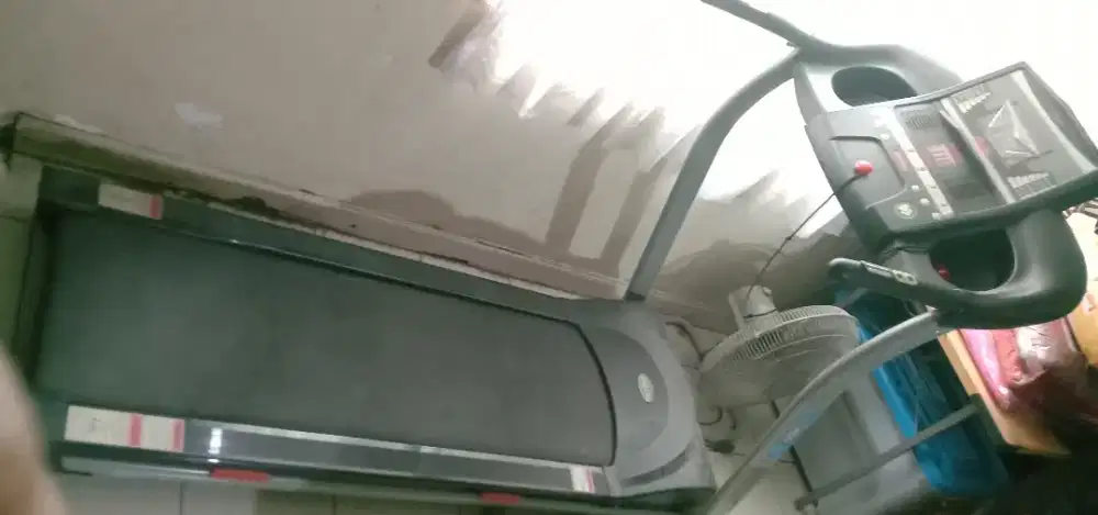 Treadmill Bekas - Jual Olahraga Terlengkap di Indonesia - OLX.co.id