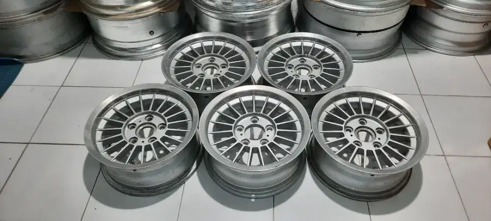 Velg R14 - Mobil Murah Dengan Harga Terbaik - OLX.co.id