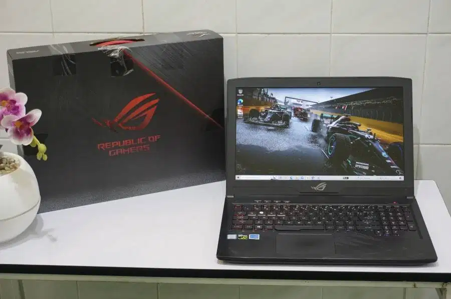 Laptop ASUS ROG Hero Core i7 RAM 8GB SSD 128GB Second Bekas - Komputer ...