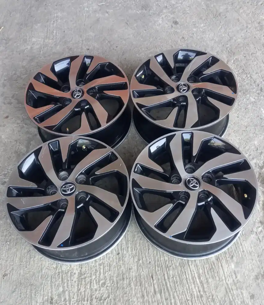 Velg Toyota Rush di Indonesia - OLX Murah Dengan Harga Terbaik - OLX.co.id