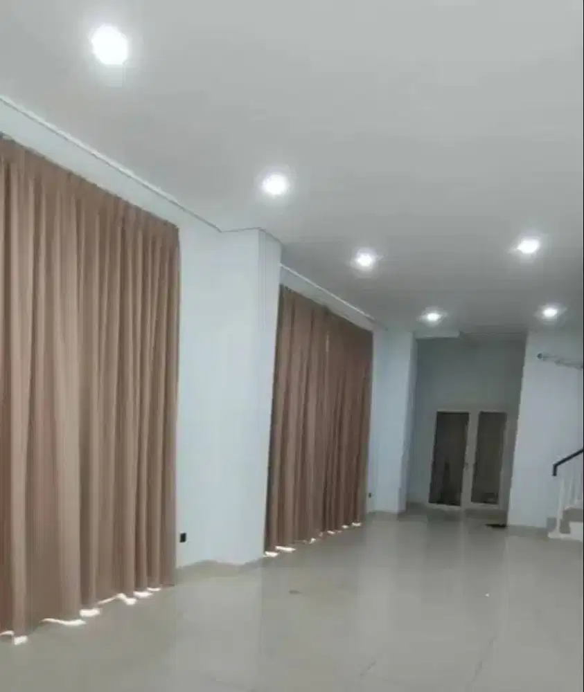 Ruko Sedayu Square (Ukuran 4,5x15m2) - Dijual: Bangunan Komersil ...