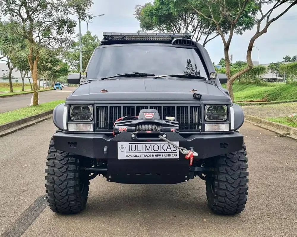 Cherokee 4x4 - Mobil Murah Dengan Harga Terbaik - OLX.co.id