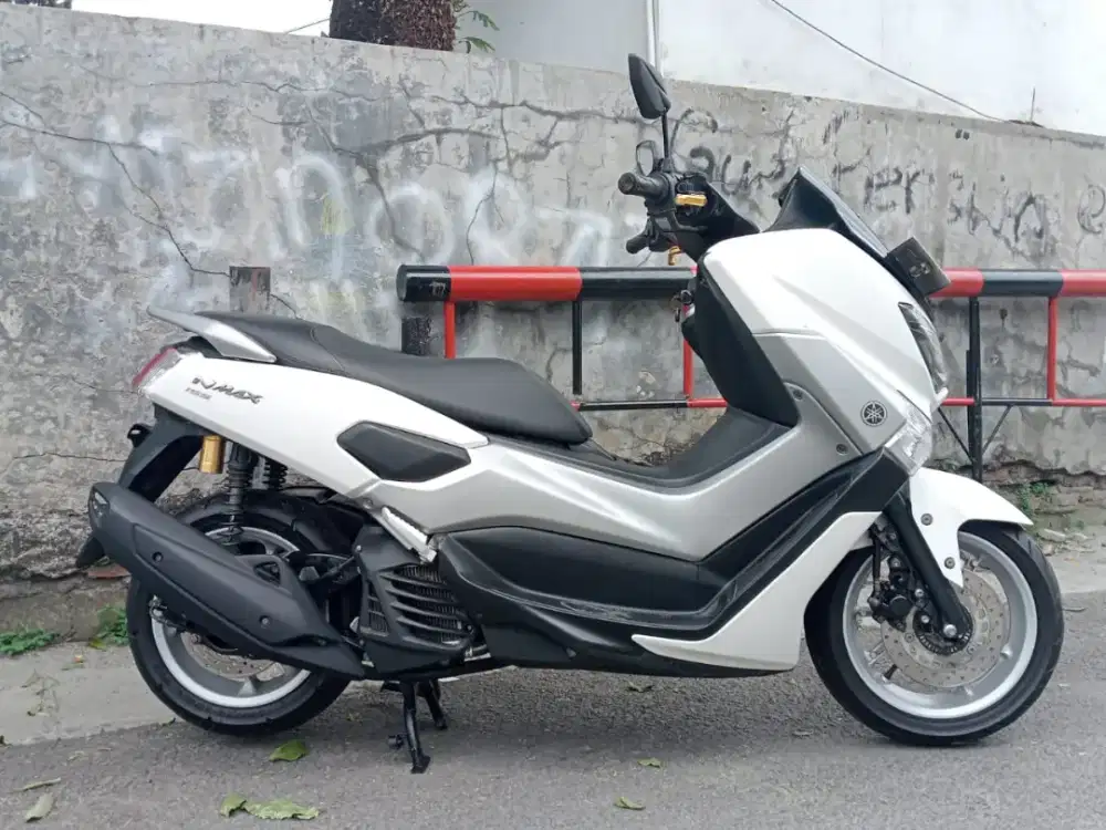 YAMAHA Nmax NON ABS TAHUN 2018 MOTOR SIAP PAKAI - Motor Bekas - 913759272