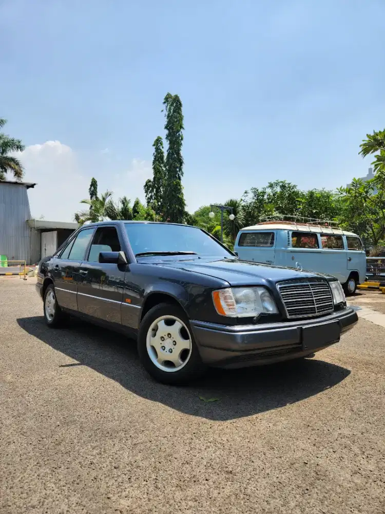 Mercy E320 - Jual Beli Mobil Bekas Murah & Cari Mobil Bekas di ...