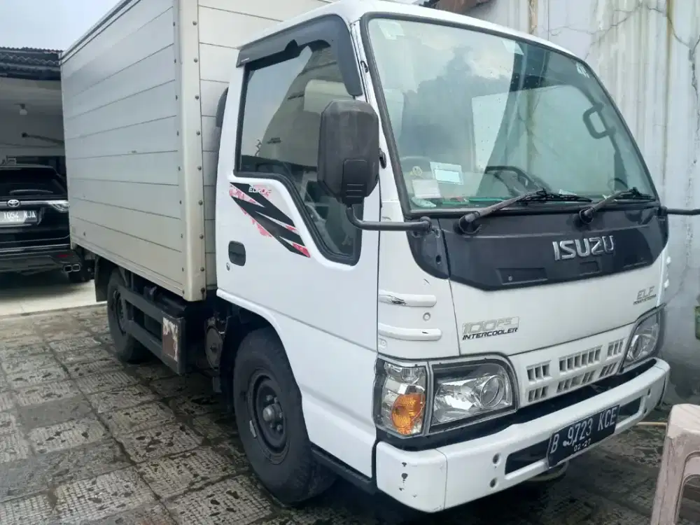 Isuzu NHR - Mobil Murah Dengan Harga Terbaik - OLX.co.id