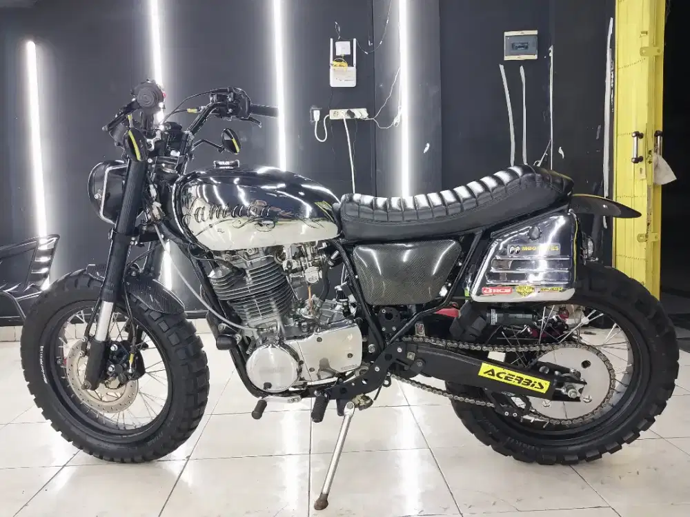 Yamaha SR400 (400cc) SUPER MULUSSS ! - Motor Bekas - 914113052