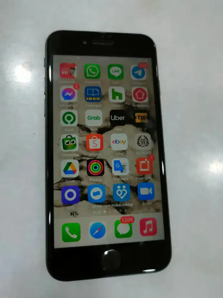 IPHONE SE 2020 / 128 GB -HP SAJA - EX INTER SINGAPORE - SMARTFREN ONLY ...