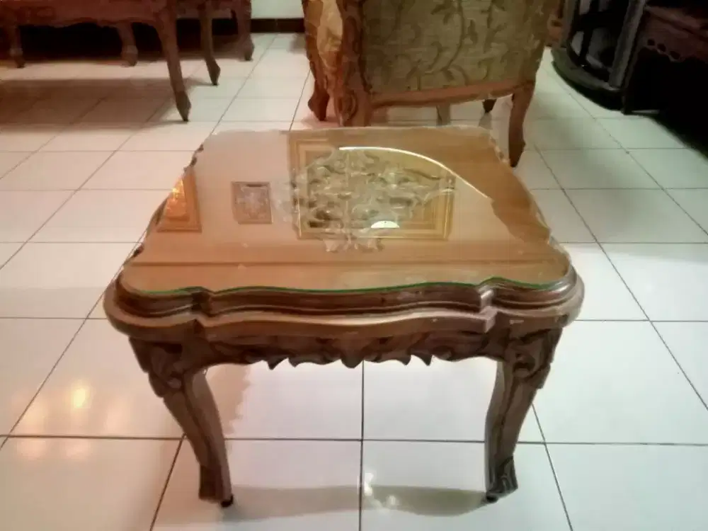 Meja Tamu Kaca di Indonesia - OLX Murah Dengan Harga Terbaik - OLX.co.id