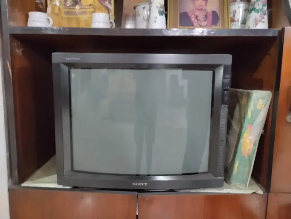 TV Tabung Merk Sony 29 Inch - TV & Audio, Video - 913546733