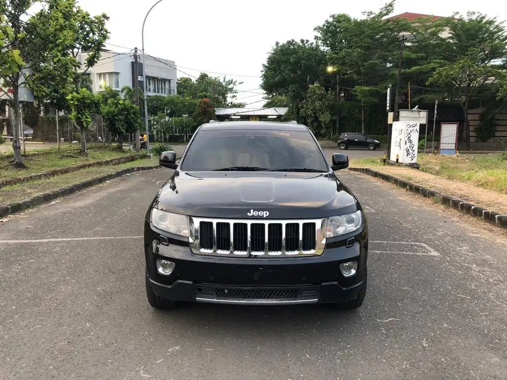 Jeep Cherokee - Mobil Murah Dengan Harga Terbaik - OLX.co.id