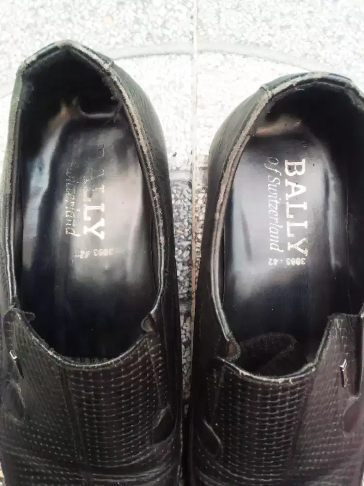Sepatu Bally di Jawa Barat - OLX Murah Dengan Harga Terbaik - OLX.co.id