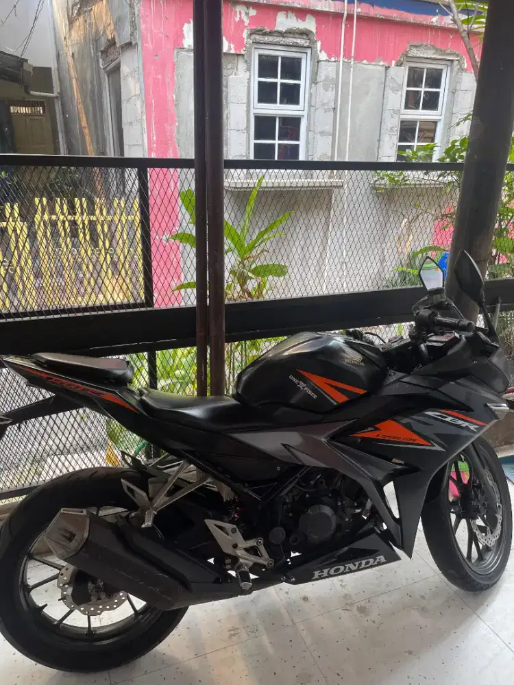 Sepeda Motor Honda CBR 150 - Motor Bekas - 913189729