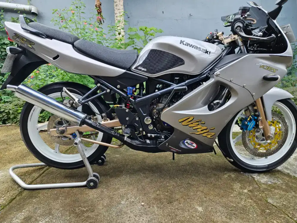 Ninja Rr - Jual Beli Motor Bekas Murah & Cari Motor Bekas di Makassar ...