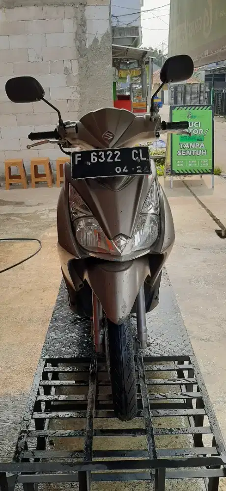 Suzuki skydrive 2009 ban DB baru lampu DB LED - Motor Bekas - 913370846