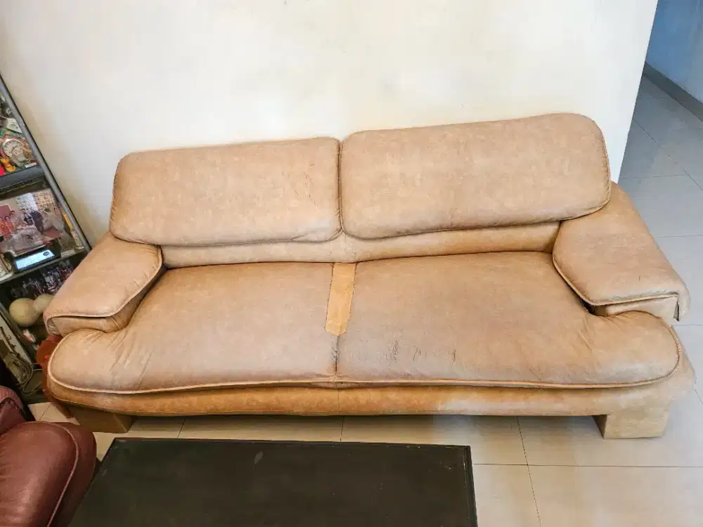 Jual Sofa Besar Bekas | Baci Living Room