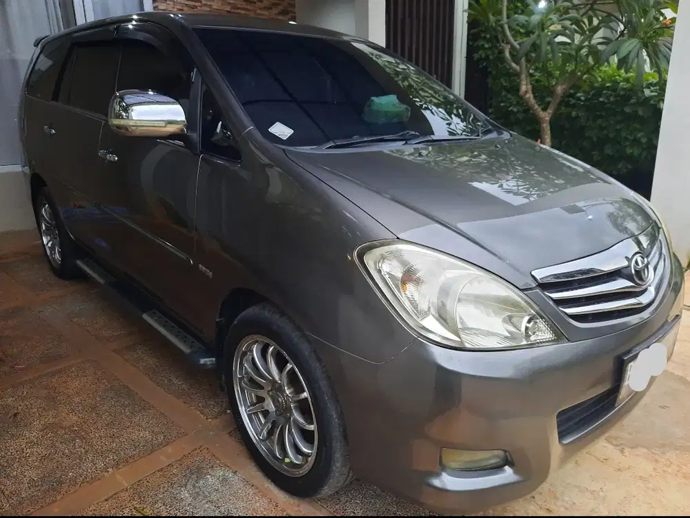 Toyota Kijang Innova V LUXURY 2011 Bensin - Mobil Bekas - 912259778
