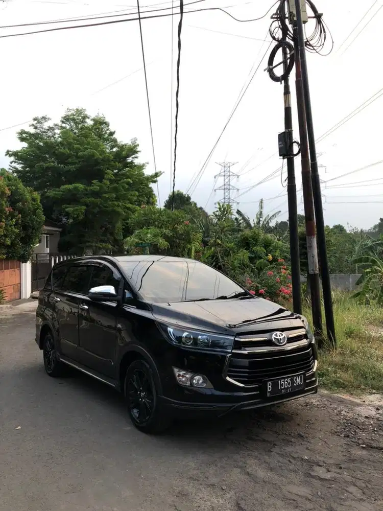 Innova Venturer 2017 - Mobil Murah Dengan Harga Terbaik - OLX.co.id