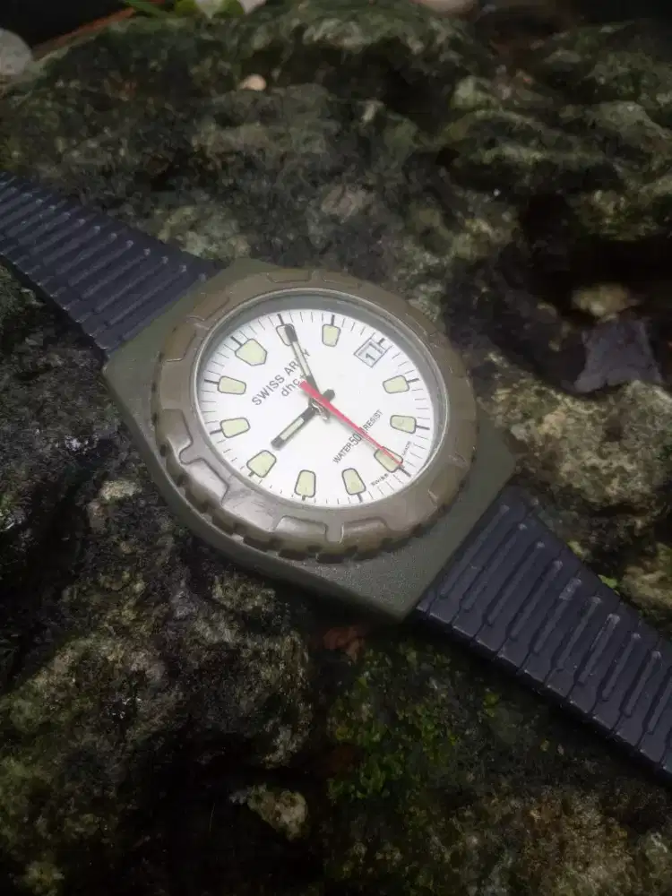 Jam Swiss Army di Bekasi Kota - OLX Murah Dengan Harga Terbaik - OLX.co.id