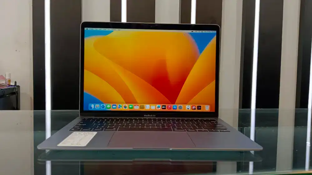 Macbook Air M1 2020 Second di Indonesia - OLX Murah Dengan Harga Terbaik - OLX.co.id