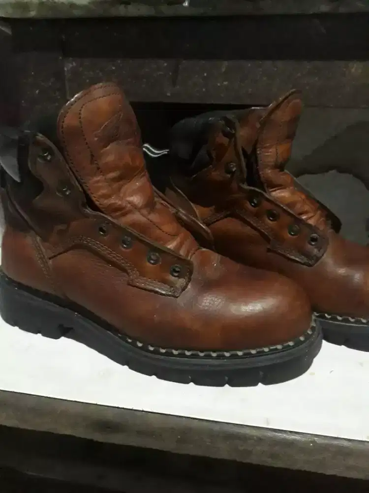 Sepatu Red Wing di Indonesia - OLX Murah Dengan Harga Terbaik - OLX.co.id