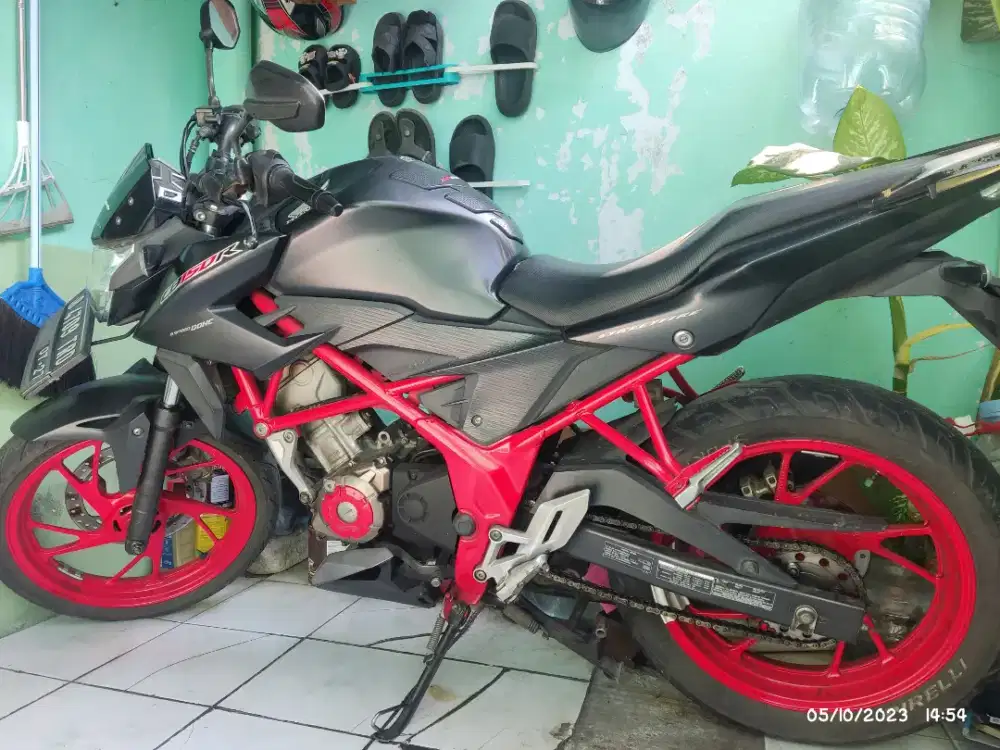 Dijual CB150R streetfire SE - Motor Bekas - 909239660