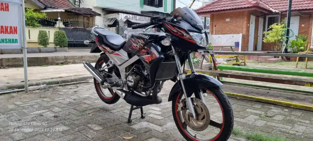 Striping - Jual Beli Motor Bekas Murah & Cari Motor Bekas di Indonesia ...