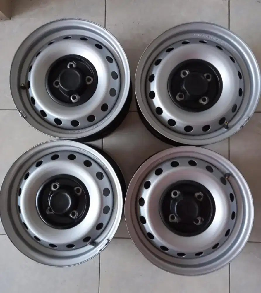 Velg Kaleng R15 di Indonesia - OLX Murah Dengan Harga Terbaik - OLX.co.id