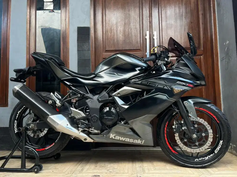 Ninja 250 2017 di Indonesia - OLX Murah Dengan Harga Terbaik - OLX.co.id