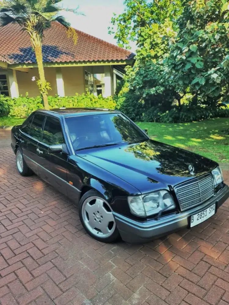 MERCEDES BENZ W124 E320 di Indonesia - OLX Murah Dengan Harga Terbaik - OLX.co.id