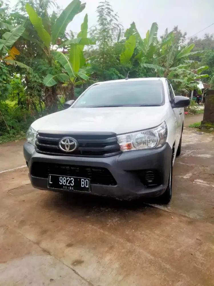 Dijual cepat Hilux solar 4x2 2019 siap pakek 157jt aja - Mobil Bekas ...